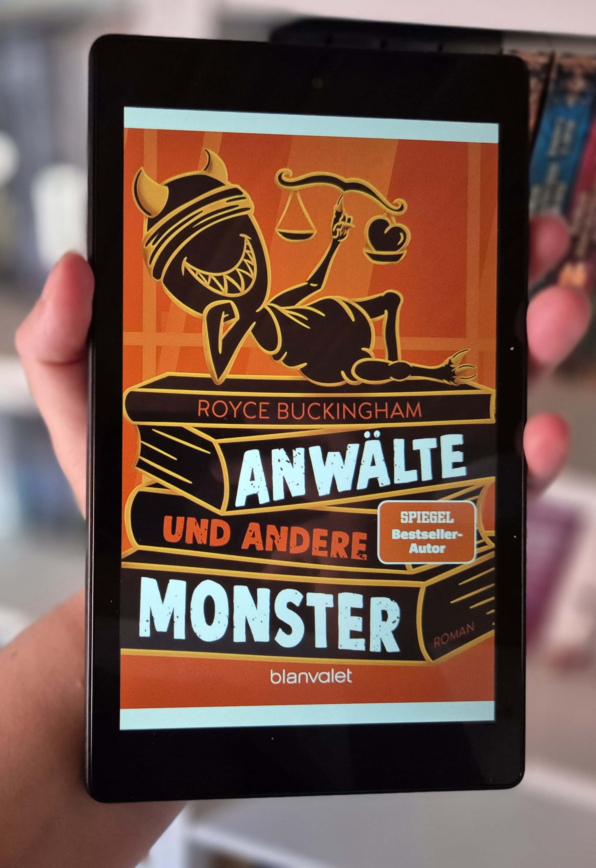 Rezension zu Monsteranwalt Daniel Becker Band 3: Anwälte und andere ...